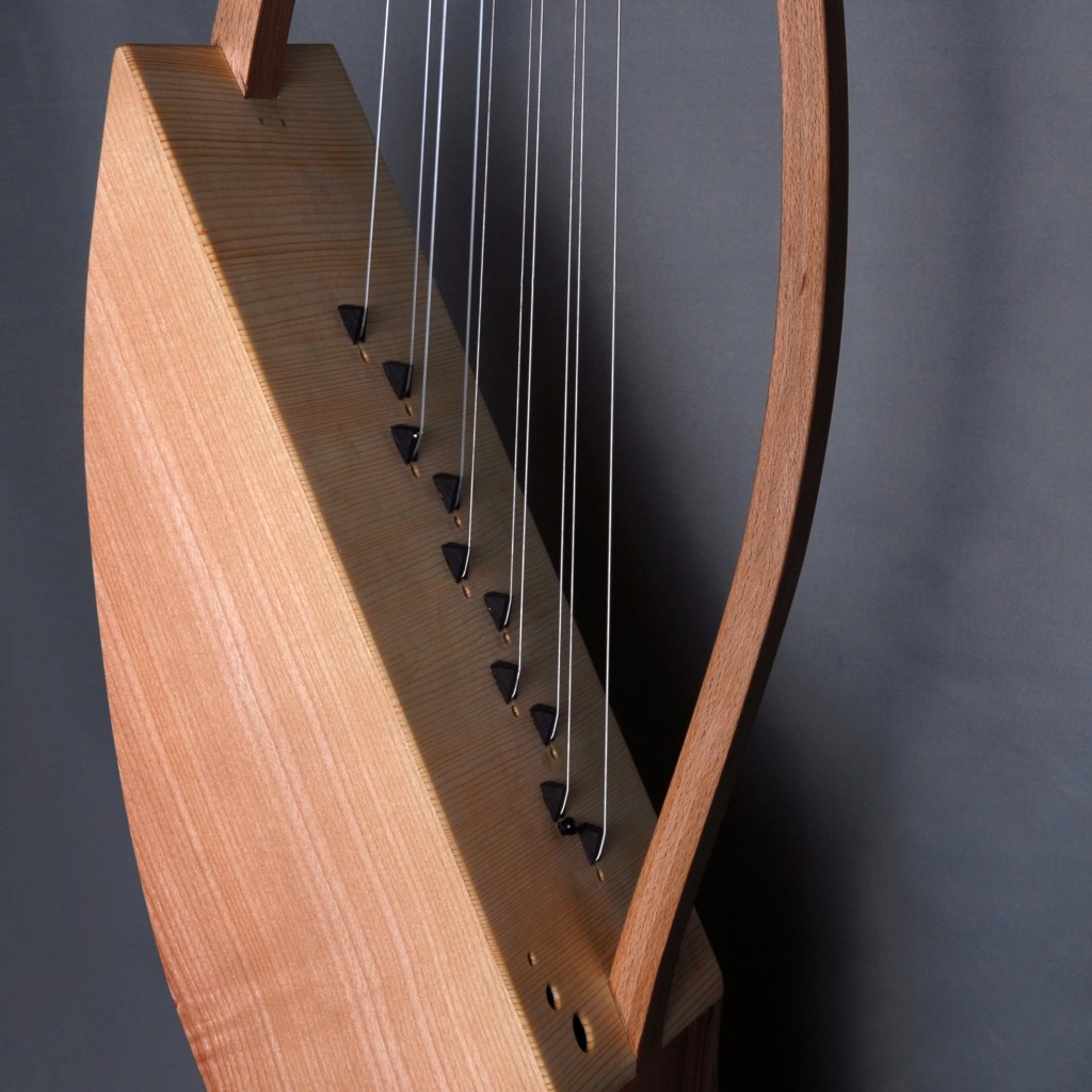 Harpe 10 cordes – Atelier de lutherie Philippe Berne