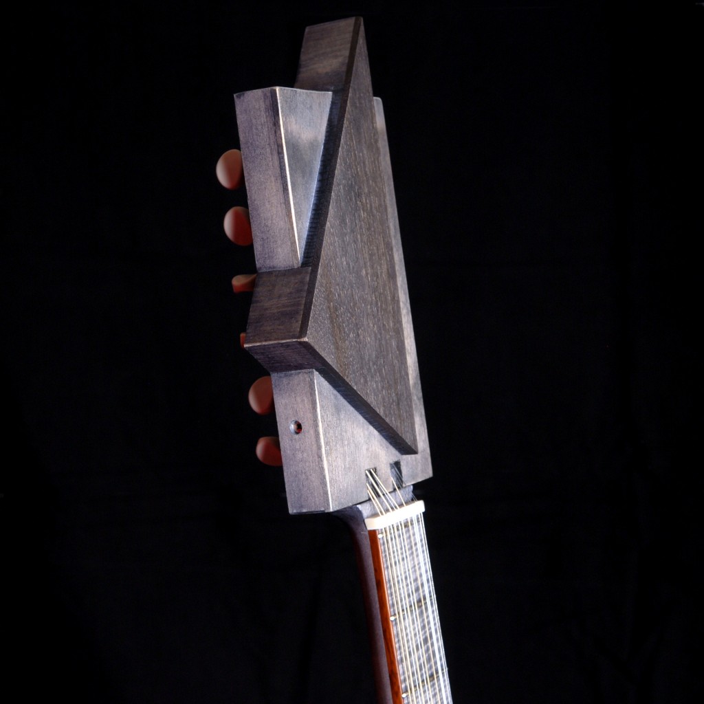 8th Moon – Atelier de lutherie Philippe Berne